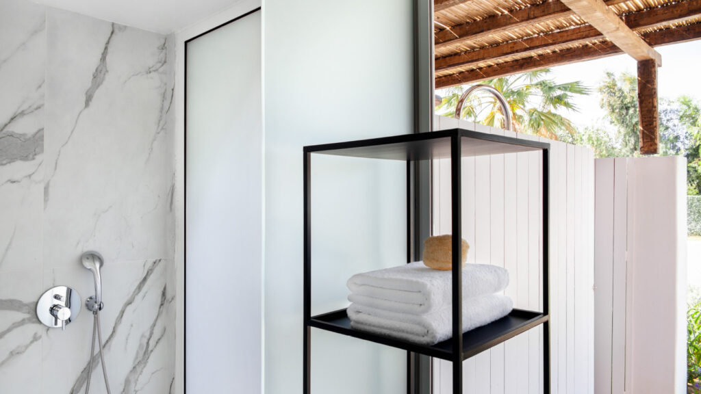 Family Cabana | Casa Marron Resort