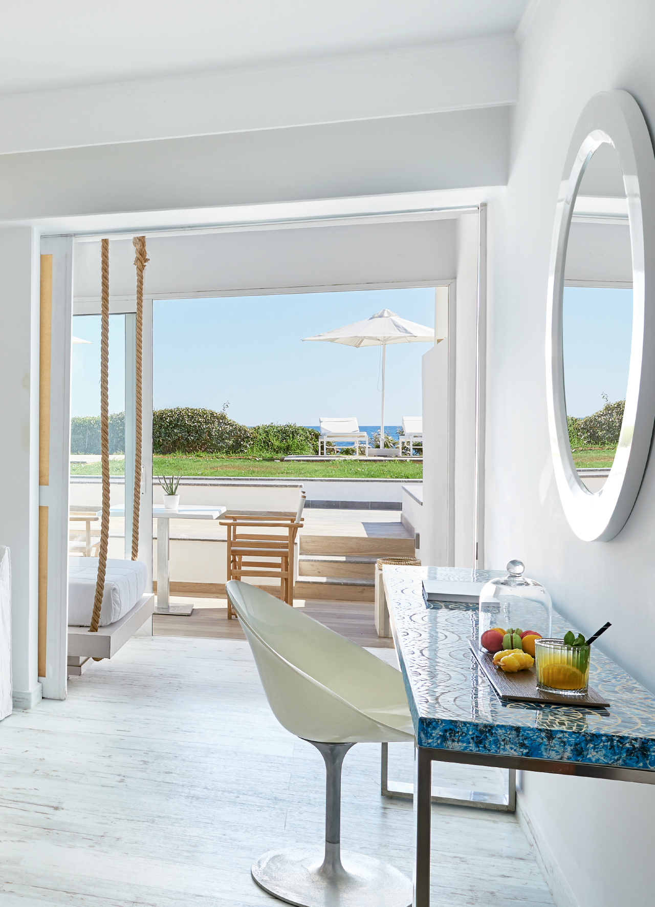 Luxury Accommodation in Crete | LUXME White