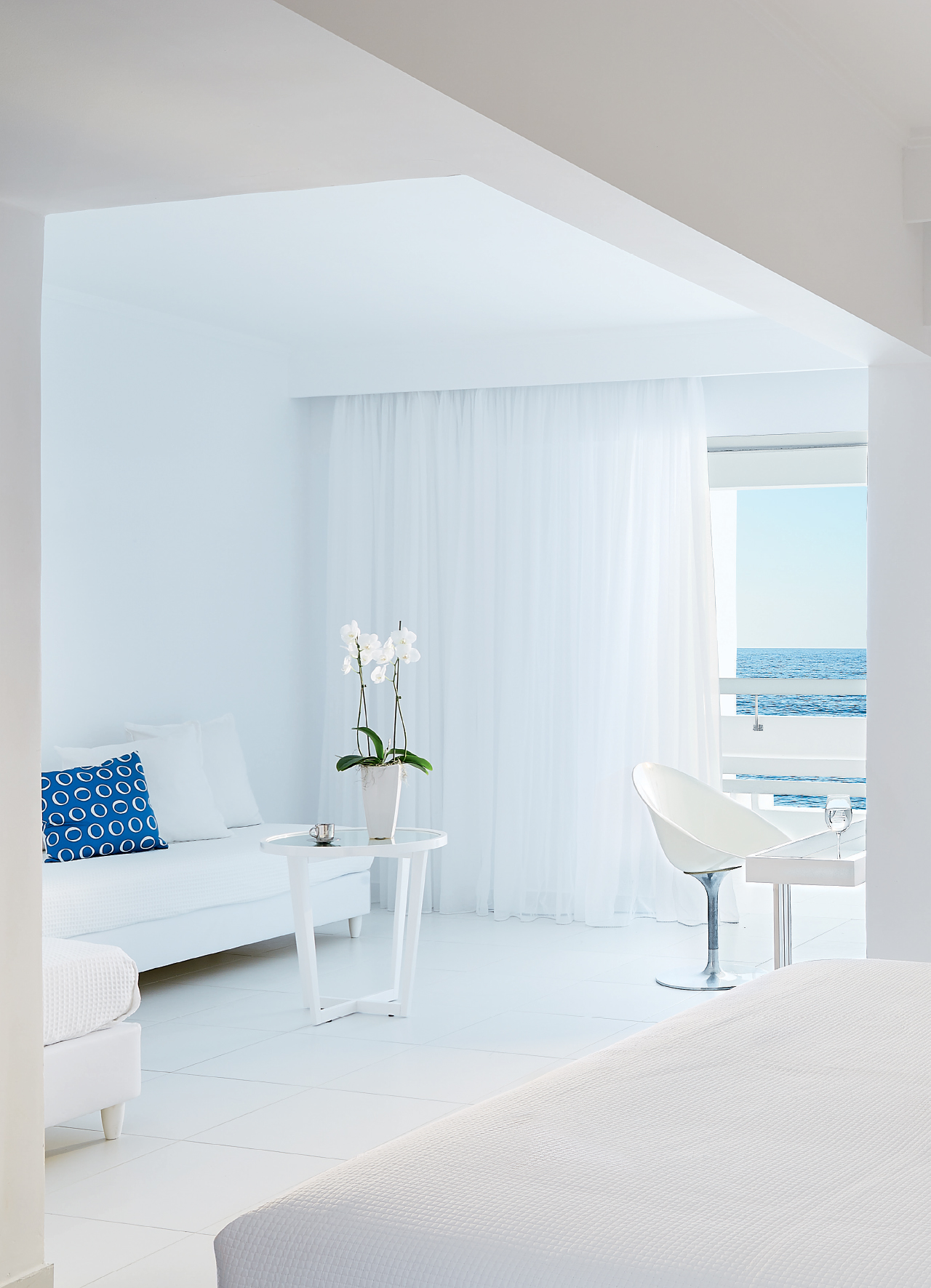 Luxury Accommodation in Crete | LUXME White